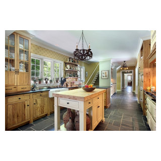 French Kitchen - Farmhouse - Kitchen - Grand Rapids - by JEFFERY ...