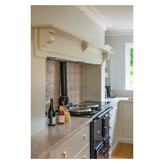 Gable House Kitchen - Transitional - Kitchen - Hertfordshire - by HCC ...