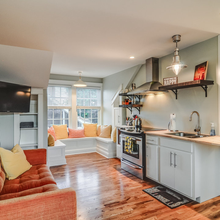 Garage Apartment - Photos & Ideas | Houzz