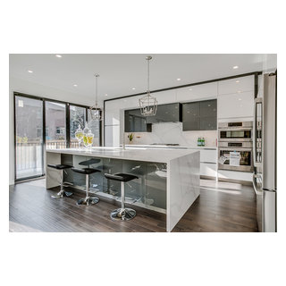 Garrard Avenue - Modern - Kitchen - Toronto - by Bax Canada Ltd | Houzz