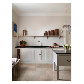 Georgian Lodge - Transitional - Kitchen - London - by Plain English ...