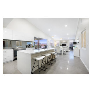 GJ Gardner Display Home, Gladstone. 2015 - Modern - Kitchen - Sunshine ...