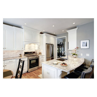 Granite Countertop with Overhang for Additional Seating - Contemporary ...
