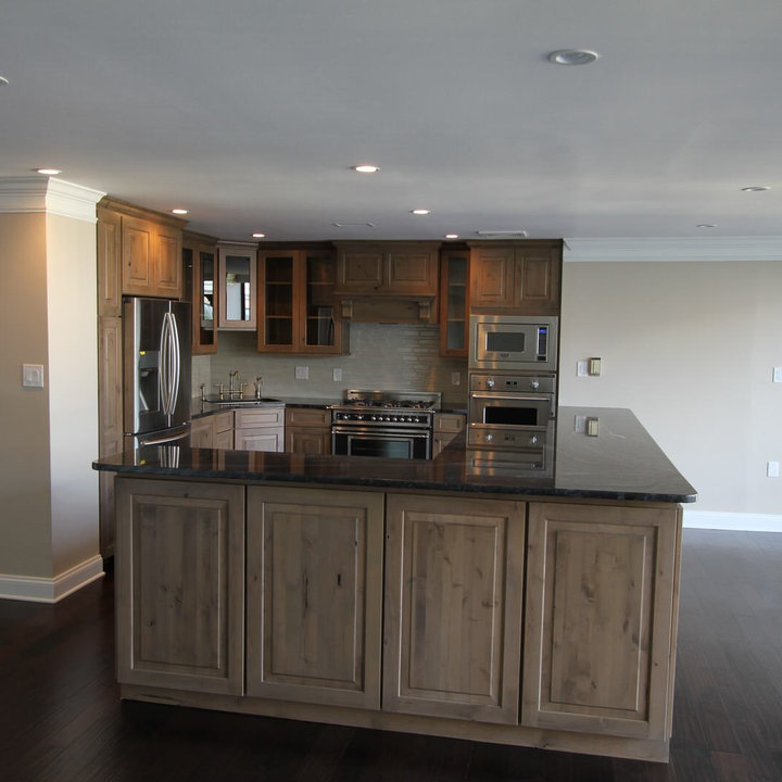 Dark Knotty Alder Cabinets - Photos & Ideas | Houzz