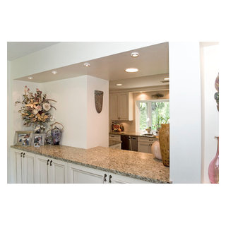 Great Use of Space in a Transitional Home - Transitional - Kitchen ...