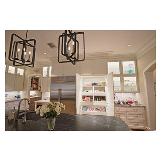 Greater Uptown Houston Kitchen/Flood Remodel - Transitional - Kitchen ...