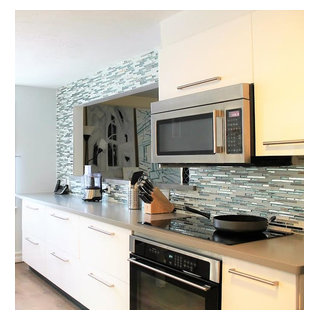 Grey & White Kitchen - Transitional - Kitchen - Phoenix - by KJ Maul ...