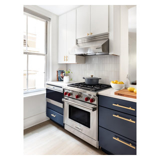 Grey Kitchen Tiles Backsplash in Stacked Pattern - Transitional ...