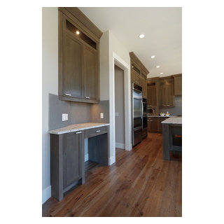 Grey Stained Kitchen - Contemporary - Kitchen - Calgary - by Veranda ...