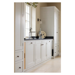 Guild Anderson Modern Shaker Kitchen - Farmhouse - Kitchen - Wiltshire ...