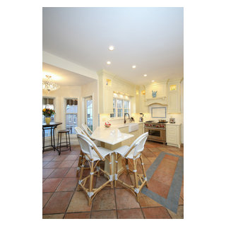 Gulf Hill - Traditional - Kitchen - Providence - by Kitchen & Bath ...