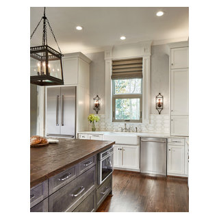 Gutted and redesigned Colleyville kitchen/family room - Farmhouse ...