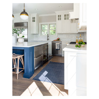 Hale Navy Dockside - Kitchen - Providence - by Topnotch Design Studio ...