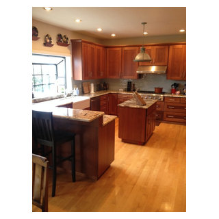 Half Moon Bay Kitchen Reface/Mini Remodel - Farmhouse - Kitchen - San ...