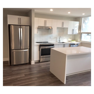 Hamilton Reno - Modern - Kitchen - Toronto - by Stone On The Go | Houzz