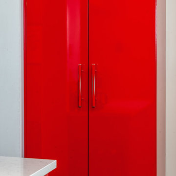 75 Red Vinyl Floor Kitchen Ideas You'll Love - July, 2023 | Houzz