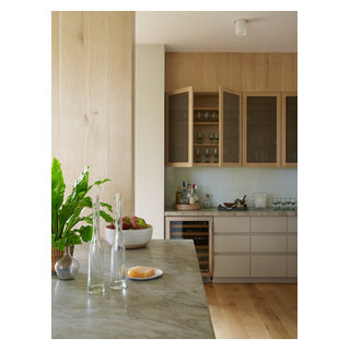 Hedges Lane - Transitional - Kitchen - New York - by James Merrell ...