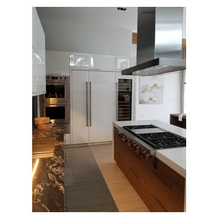 High - End Kitchen by VelArt - Modern - Kitchen - Miami - by Velart ...