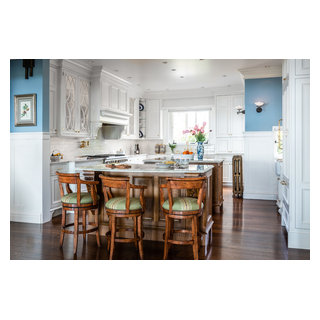 Highland - Traditional - Kitchen - Seattle - by Warmington & North | Houzz