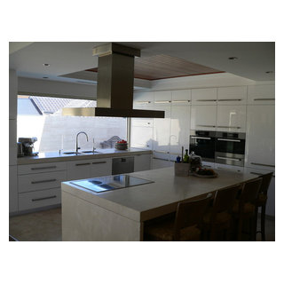 Hillary's Residence - Beach Style - Kitchen - Perth - by CA Design | Houzz