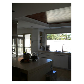 Hillary's Residence - Beach Style - Kitchen - Perth - by CA Design | Houzz