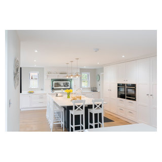 HIllary's Stunning Kitchen - Contemporary - Kitchen - Berkshire - by ...