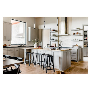 Hillside House - Contemporary - Kitchen - Austin - by Enve Builders | Houzz