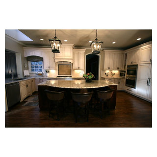Hip Classic Cream KItchen 1 - Traditional - Kitchen - DC Metro - by ...