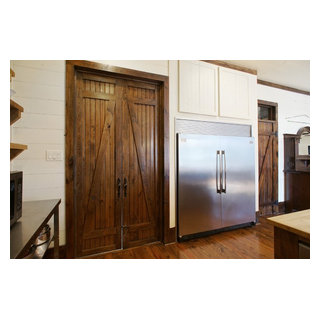 Historic House and Rustic Barn Remodel - Rustic - Kitchen - Dallas - by ...