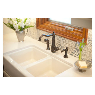 Home with Antiques - Traditional - Kitchen - Minneapolis - by Angela ...