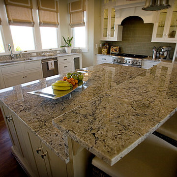 75 Tropical Kitchen Ideas You'll Love - April, 2022 | Houzz