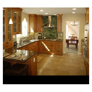 Horizontal Bamboo Backsplash - Modern - Kitchen - San Francisco - by ...