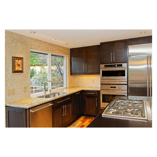 Houghton - Contemporary - Kitchen - Seattle - by Krown Construction | Houzz