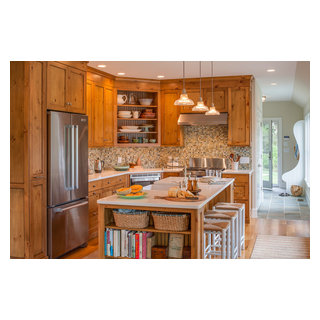 House on the Bog - Farmhouse - Kitchen - Boston - by Classic Kitchens ...