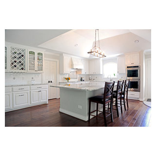 Houston Renovation - Traditional - Kitchen - Houston - by Wamhoff ...