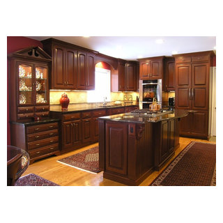 Hull Kitchen 1 - Traditional - Kitchen - DC Metro - by Cameo Kitchens ...