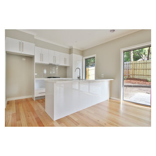 Humber Road - Modern - Kitchen - Melbourne - by Erfanian Developments ...