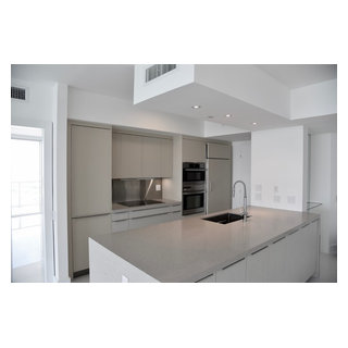Icon Miami Beach Residence - Modern - Kitchen - Miami - by VISION_miami ...