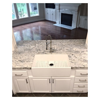 Indian Spring - Kitchen design - Transitional - Kitchen - Houston - by ...