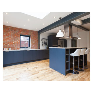 Industrial Kitchen With Exposed Brick & Stainless Steel Features ...