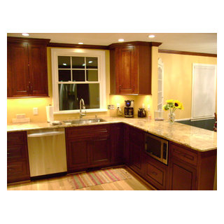 Inset Kitchen Cabinets | Cherry Cabinetry | CliqStudios - Traditional ...