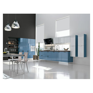 Italian Kitchens ( AREA) - Modern - Kitchen - Miami - by Yamini ...