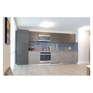 JH PROJECT - Modern - Kitchen - Miami - by Compose Decor | Houzz