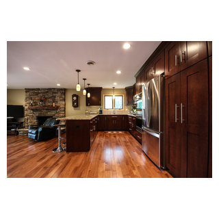 John & Heidi's Kitchen - Craftsman - Kitchen - Detroit - by Dream ...
