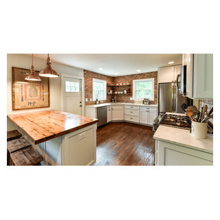 Jordan / Veronica Huntzinger - Farmhouse - Kitchen - DC Metro - by ...