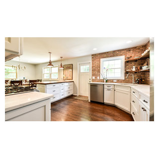 Jordan / Veronica Huntzinger - Farmhouse - Kitchen - DC Metro - by ...