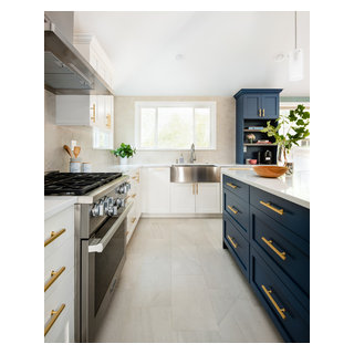 Kamal Kitchen - Traditional - Kitchen - Seattle - by Acadia Craft | Houzz