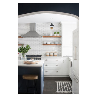 Kate Marker Interiors / Chestnut Project kitchen - Traditional ...