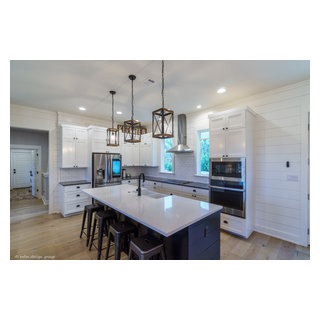 Kelso Farmhouse - Farmhouse - Kitchen - Austin - by mfm design group | Houzz