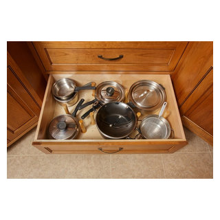 Kettle Divider Drawer in Custom Kitchen - Traditional - Kitchen ...